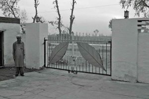 Court Orders the Reopening of 26 Cigarette Factories in Pakistan ...
